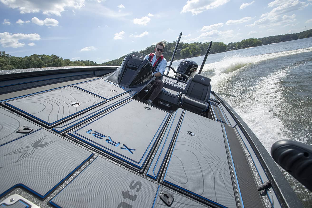 XR21-Charcoal-1-08-low - Xpress Boats